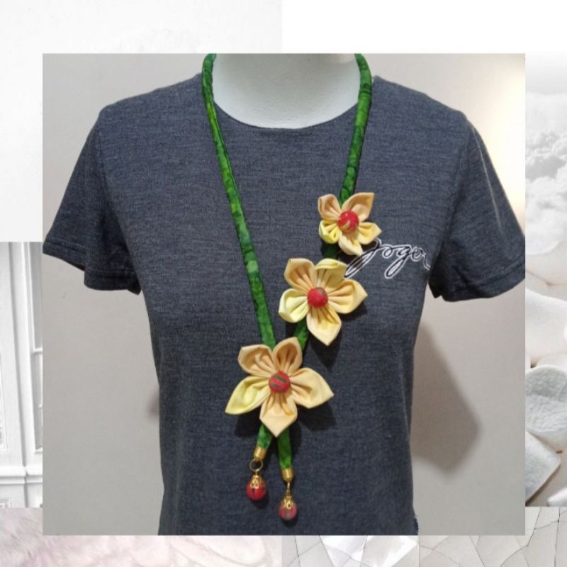 Jual Kalung Batik Bunga Tiga Kalung Handmade Kalung Fashion | Shopee ...