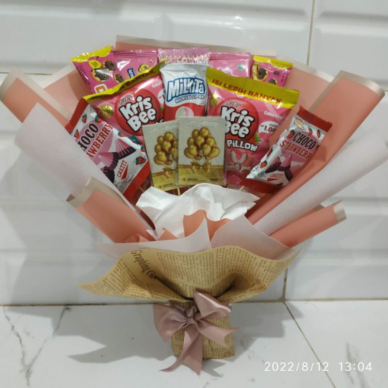 Jual Buket Snack Aesthetic, Buket Bunga Murah dan Cantik Free Kartu ...