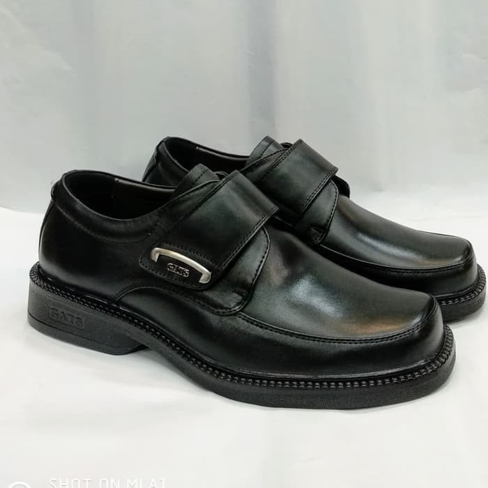 Jual Sepatu Formal Pria Sepatu Kulit Gats RF 8002 - Black | Shopee ...