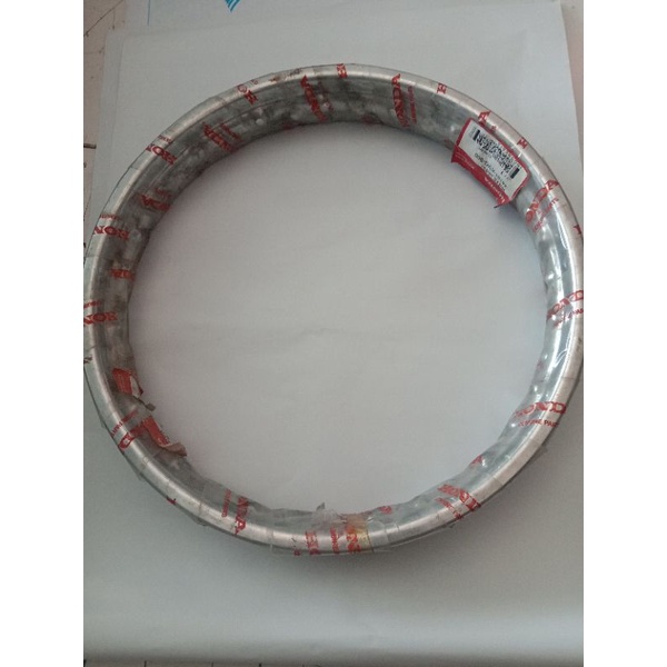 Jual Velg besi ruji AHM 160 ring 14 original honda | Shopee Indonesia
