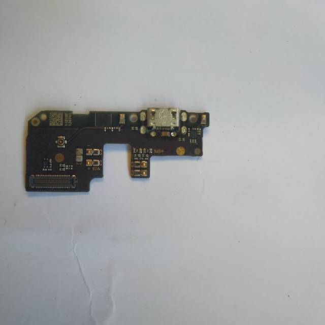 Jual FLEXIBEL KONEKTOR BOARD XIAOMI REDMI 5 PLUS ORI COPOTAN | Shopee ...