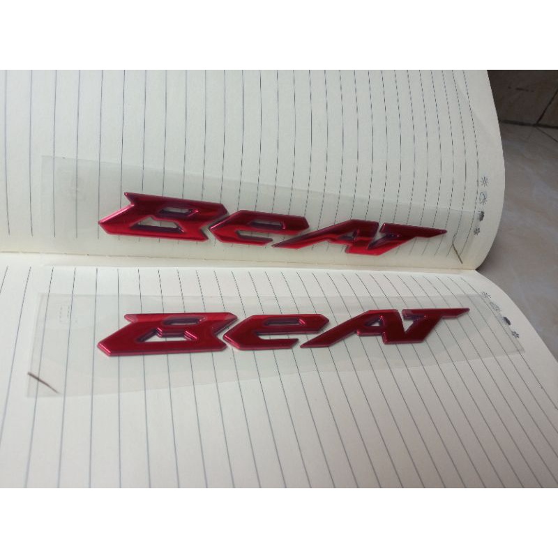 Jual Sticker timbul emblem honda Beat Deluxe original Warna Merah ...