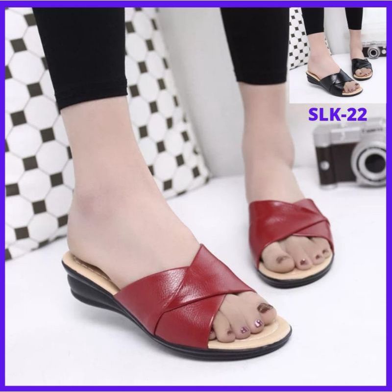 Jual Sendal kulit model terbaru asli (SLK) | Shopee Indonesia
