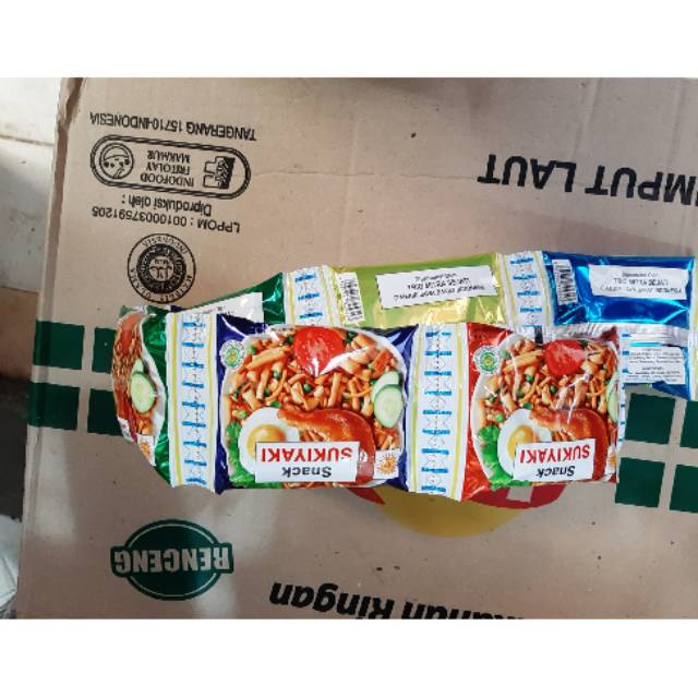 Jual SNACK SUKIYAKI 6 RENTENG SNACK MIE MIE KERING JAMAN DULU ENAK DAM ...