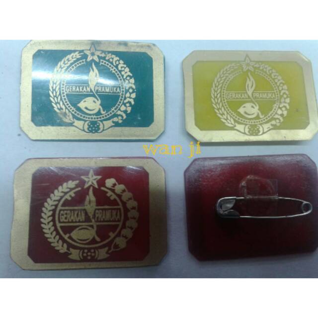 Jual Pin topi baret bludru | pin topi pramuka | pin pramuka | pin topi ...