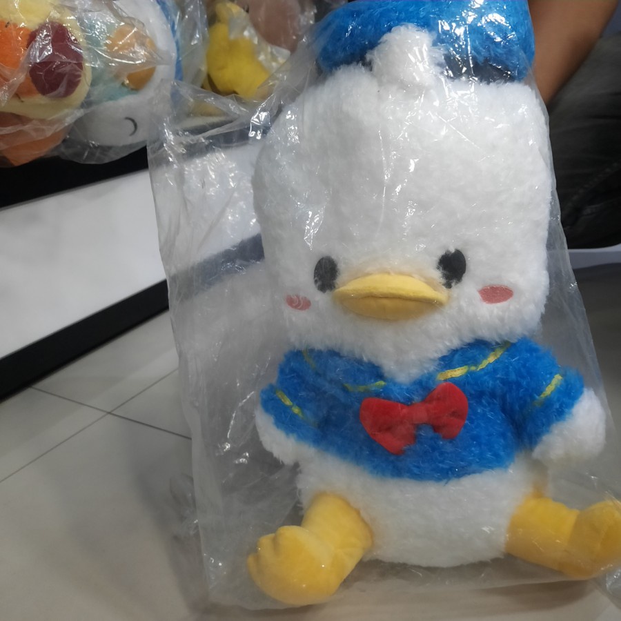 Jual boneka DONALD DUCK ORI BANDAI SEGA. Plushies donal bebek culun ...