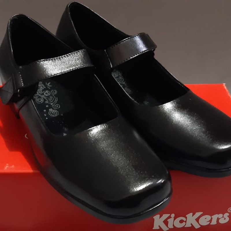 Jual Sepatu pantopel model rekatan santri gontor putri | Shopee Indonesia