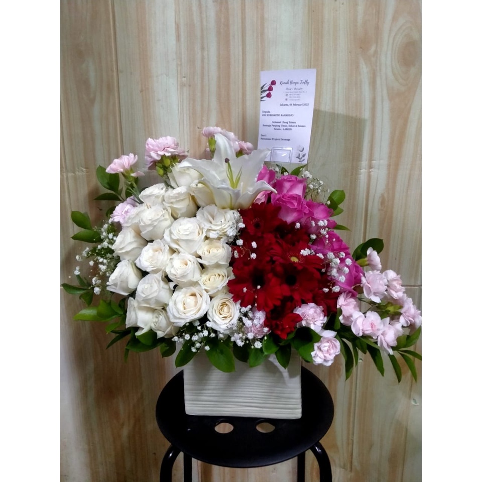 Jual RANGKAIAN BUNGA SEGAR - BUNGA ANYELIR - BUNGA SEGAR - BUNGA MEJA ...