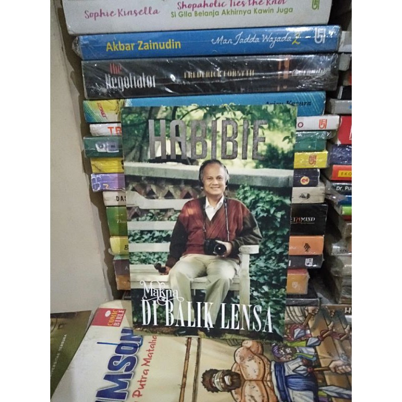 Jual ORI MULUS HABIBIE MAKNA DIBALIK LENSA | Shopee Indonesia Jual ORI MULUS HABIBIE MAKNA DIBALIK LENSA | Shopee Indonesia