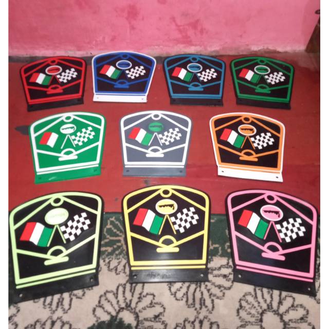 Jual Mudlap kepet vespa air cepet model bendera itali | Shopee Indonesia
