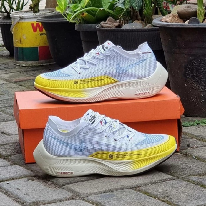Jual NIKE ZOOM VAPORFLY NEXT% 2 WHITE YELLOW | Shopee Indonesia