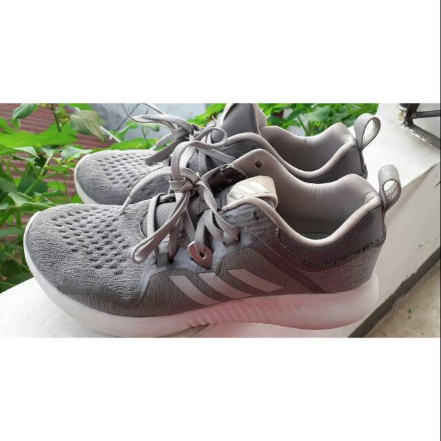 Jual Adidas Edge Bounce Grey | Shopee Indonesia