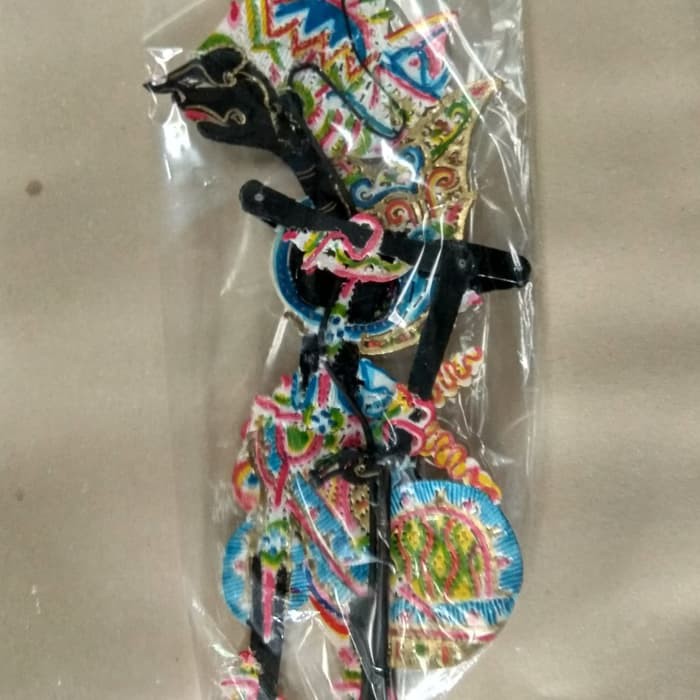 Jual KERAJINAN WAYANG KULIT PRABU KRESNA BESAR 40x20 cm - PAJANGAN ...