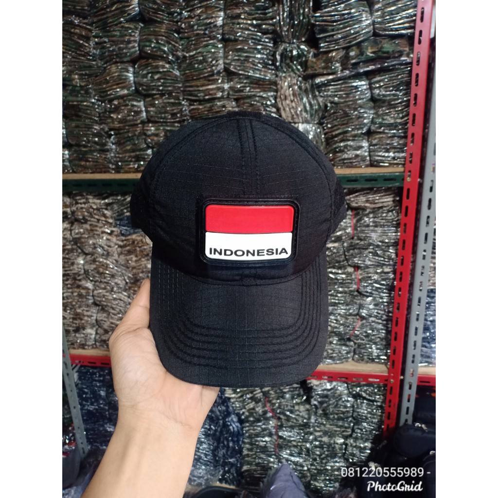 Jual Topi velcro hitam || topi hitam free patch rubber bendera ...