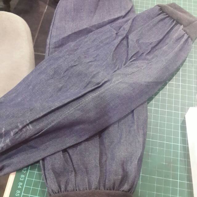 Jual Apron Tangan Levis RRT | Shopee Indonesia