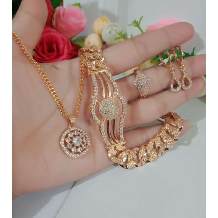 Jual Perhiasan Set Lengkap Motif Permata Perhiasan Set Xuping | Shopee ...