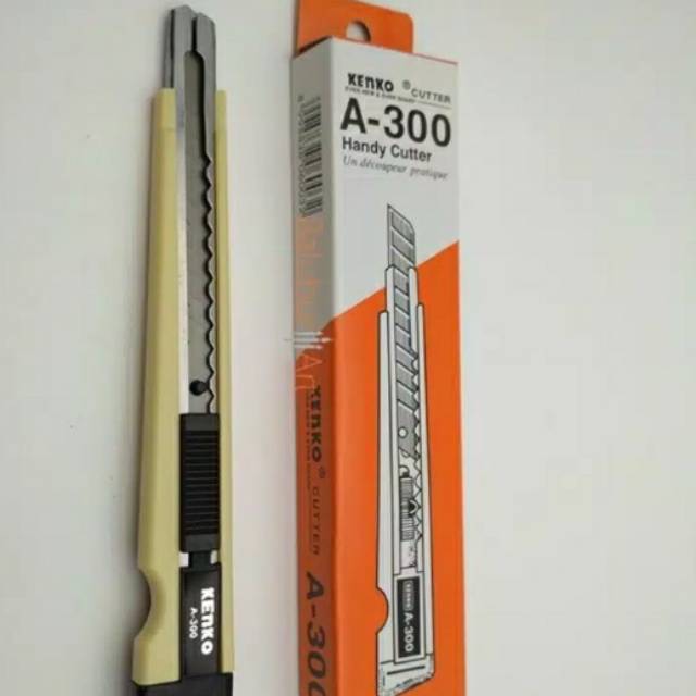 Jual Pisau Cutter Kenko A-300 (9mm) | Shopee Indonesia