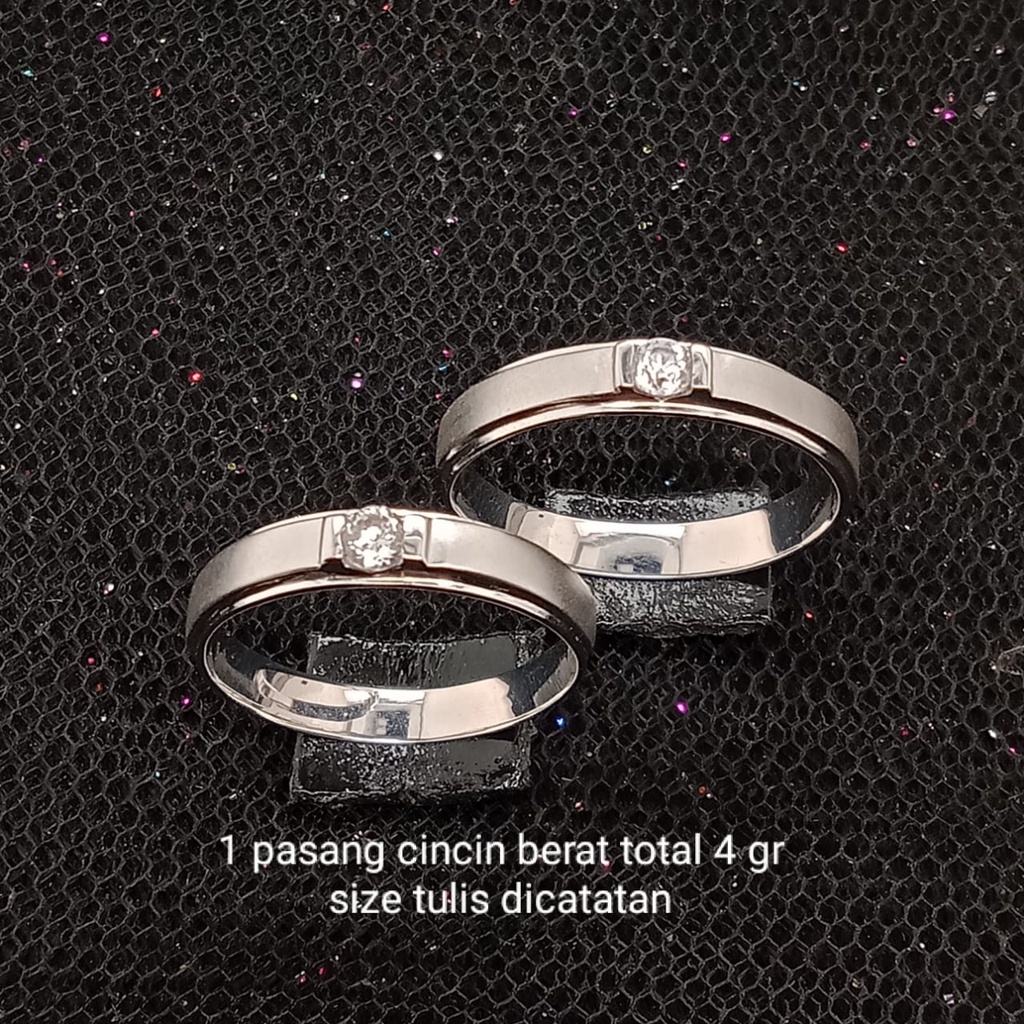 Jual Cincin nikah Emas 17K - 1 Pasang 4 gr Kadar 750 - 99 | Shopee ...