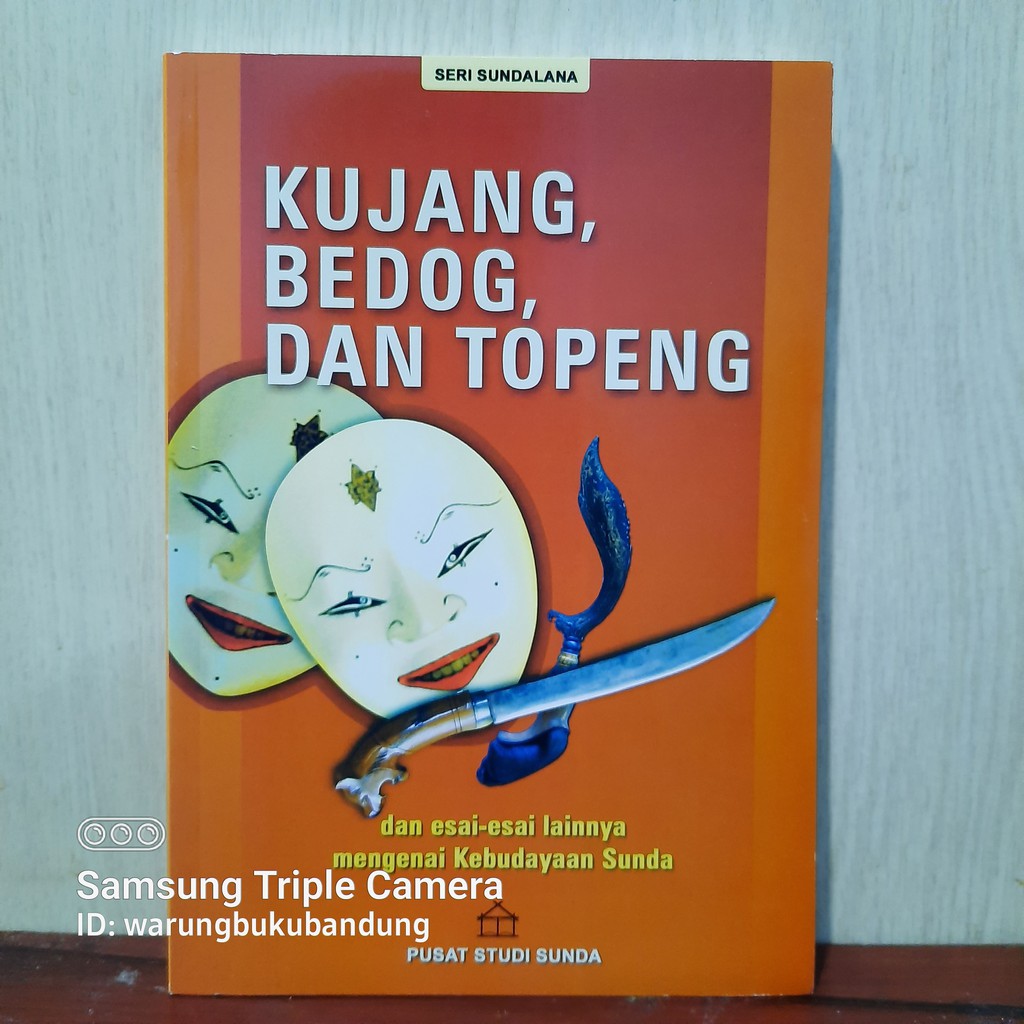Jual Buku Seri Sundalana 7 : Kujang Bedog Dan Topeng dan Esai-Esai ...