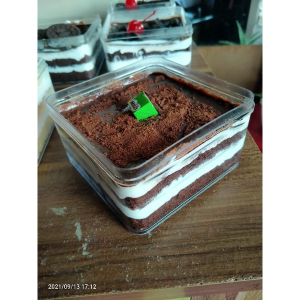 Jual dessert box (GOSEND) | Shopee Indonesia