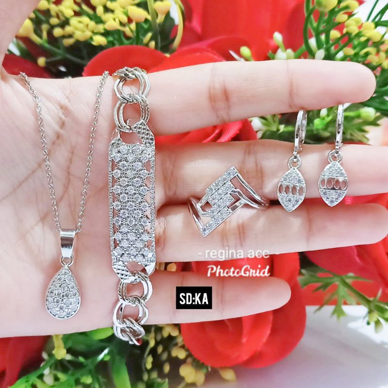 Jual PERHIASAN SILVER SATU SET LENGKAP PERHIASAN XUPING | Shopee Indonesia
