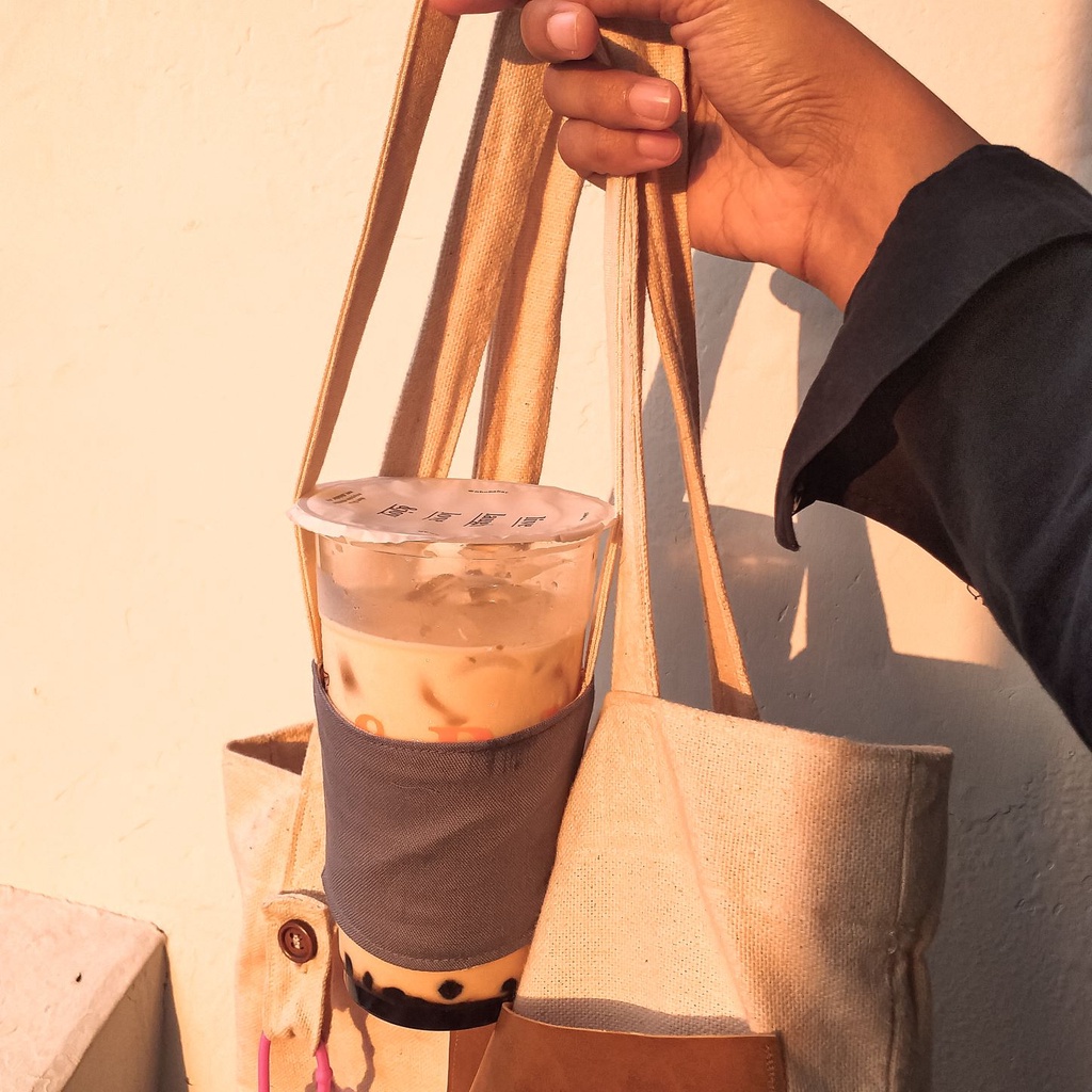 Jual Agari Reusable Cup sleeve - Stone Grey /Reusable boba bag/cup ...