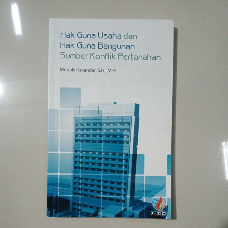 Jual Buku Original Hak Guna Usaha dan Hak Guna Bagunan Sumber Konflik ...