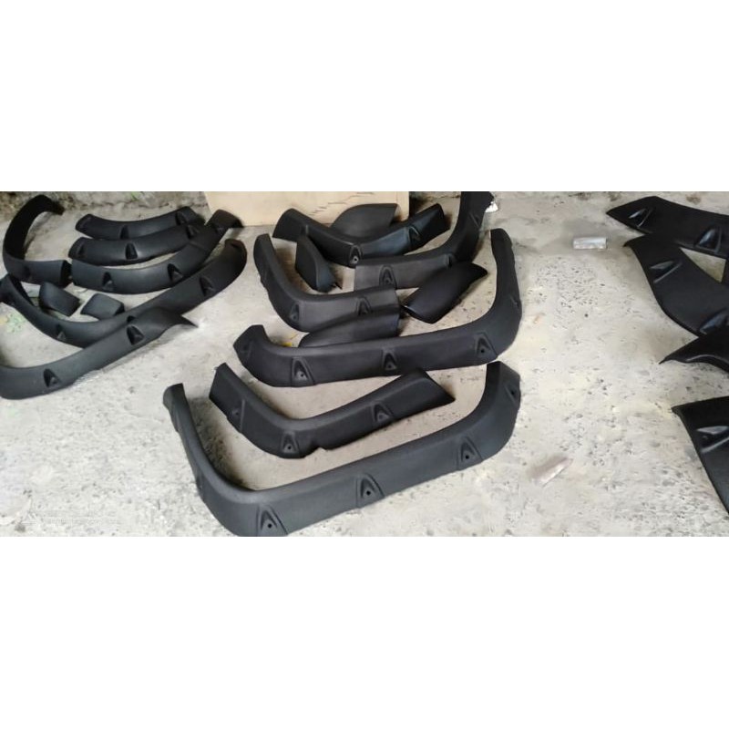 Jual Over Fender Nissan Terrano Model Monster Lebar | Shopee Indonesia