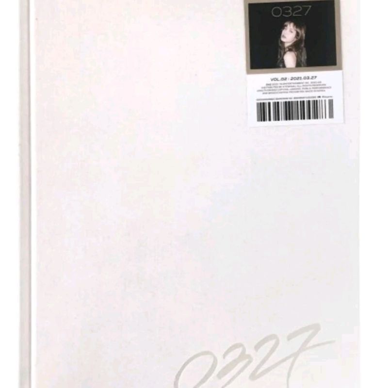 Jual LISA BLACKPINK PHOTOBOOK 0327 VOL 2 SECOND EDITION | Shopee Indonesia