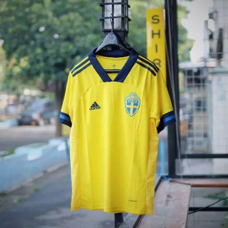 Jual Jersey Kaos Baju Bola Timnas Swedia Sweden Swedish Sverige Home ...