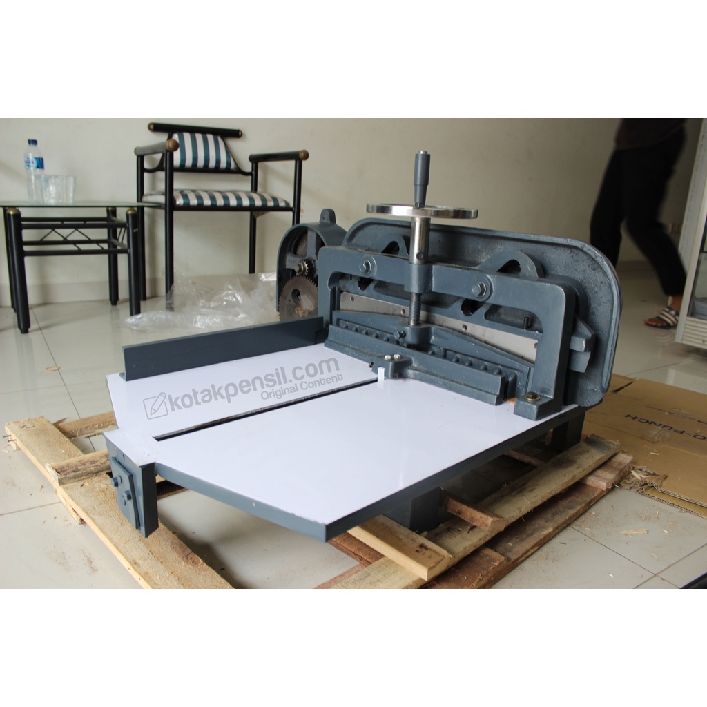 Jual Mesin Potong Kertas STAR 1 Rim 500 Lembar | Shopee Indonesia