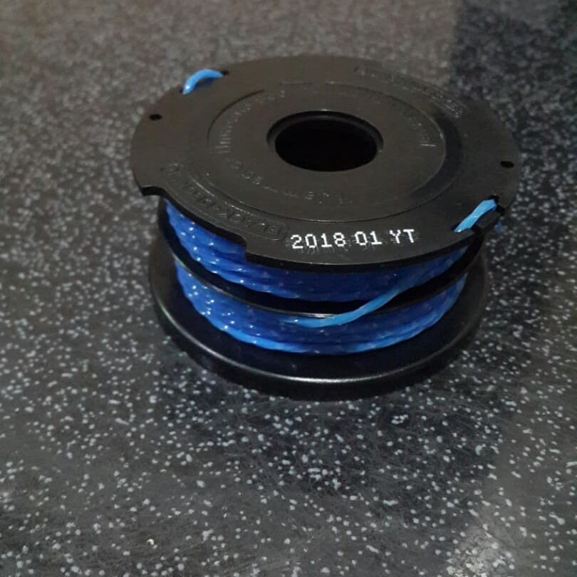 Jual Senar Mesin Potong Rumput Black & Decker GL5530 | Shopee Indonesia