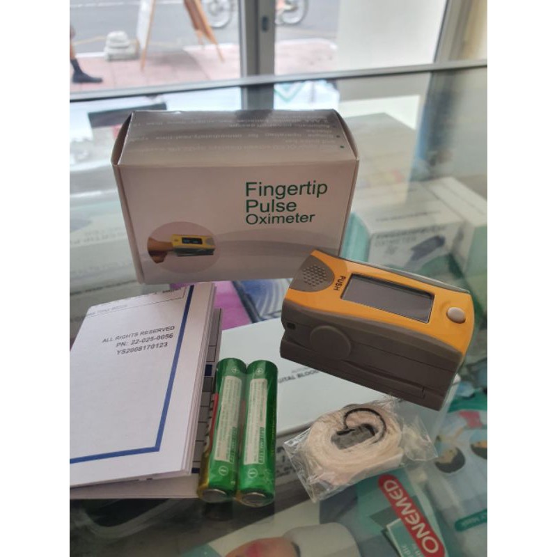 Jual oxymeter onemed / finger pulse oximeter | Shopee Indonesia