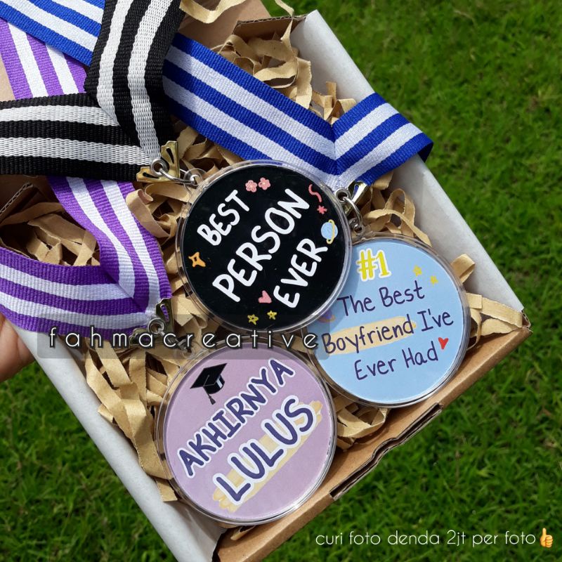 Jual Medali Hadiah Custom (Ulang Tahun Boyfriend Graduation Sempro ...