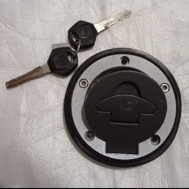 Jual TUTUP TANGKI TENGKI R25 MT25 PNP SCORPIO R15 XABRE VIXION ORIGINAL ...