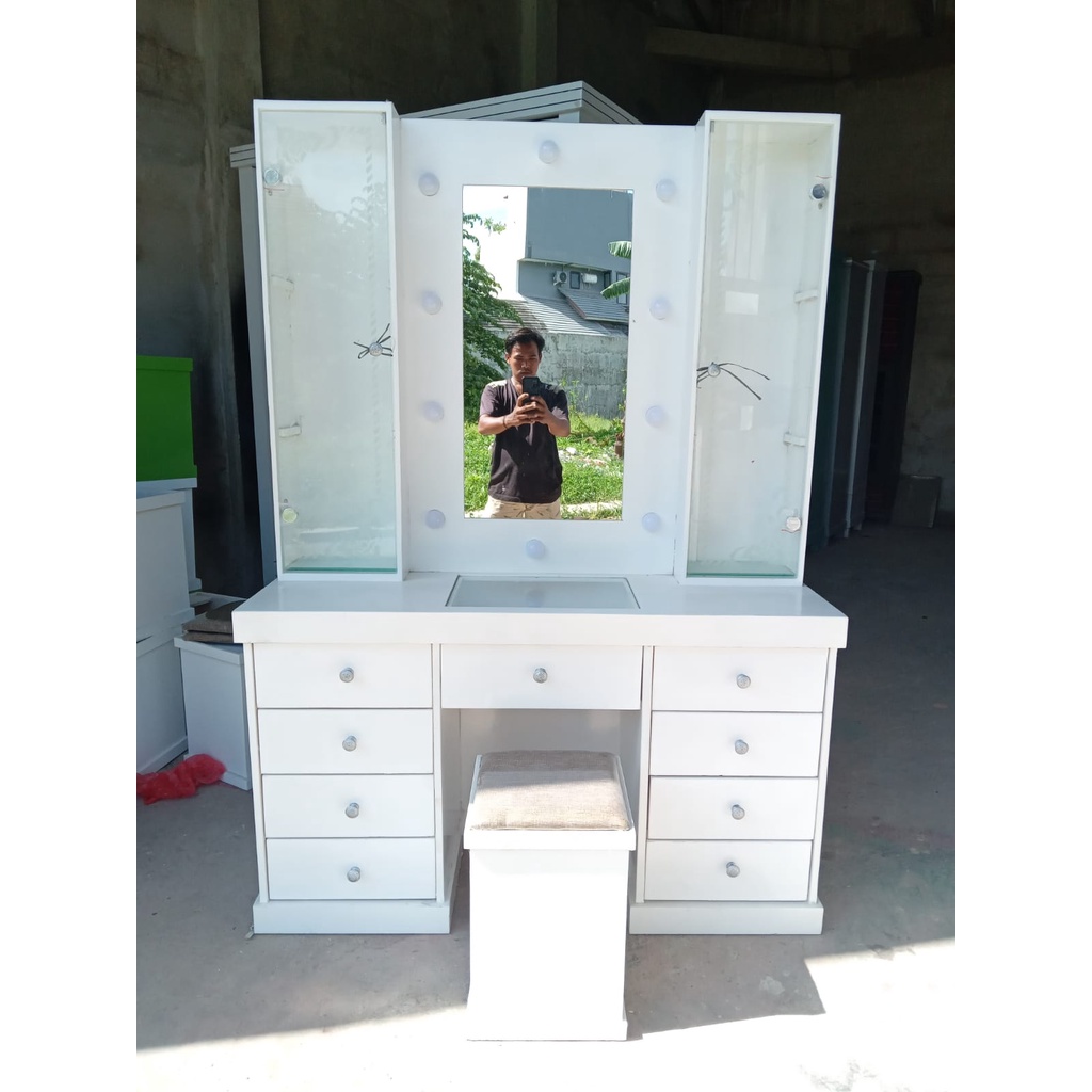 Jual MEJA RIAS LAMPU / MEJA RIAS MINIMALIS | Shopee Indonesia