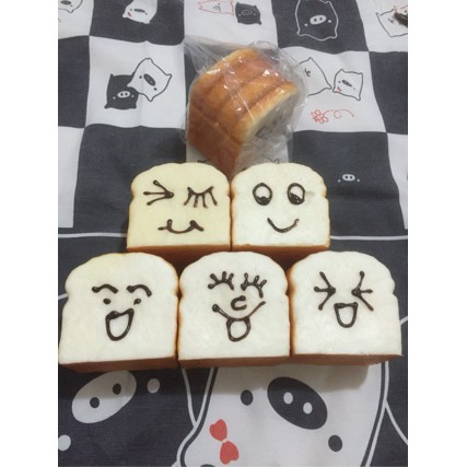 Jual Squishy Roti Tawar Emoticon Toast Jumbo | Shopee Indonesia