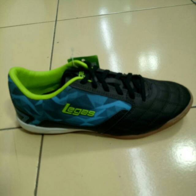 Jual Futsal Legas Tyra | Shopee Indonesia