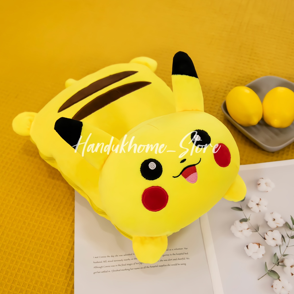 Jual Bantal Selimut / Balmut Karakter Kartun Doraemon / Pikachu ...
