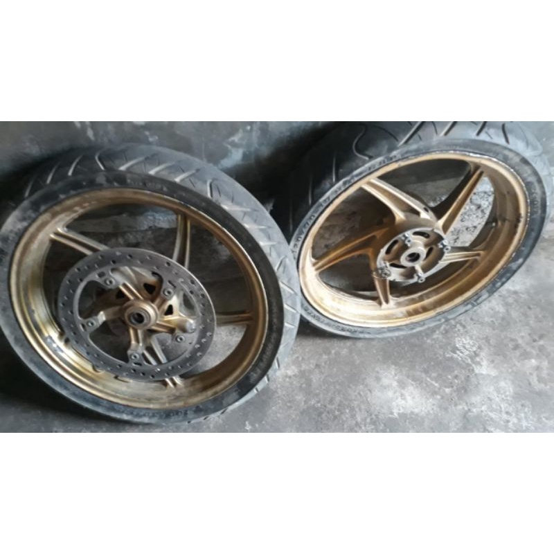 Jual VELG CASTWHEEL CBR 150 K45 ORIGINAL | Shopee Indonesia