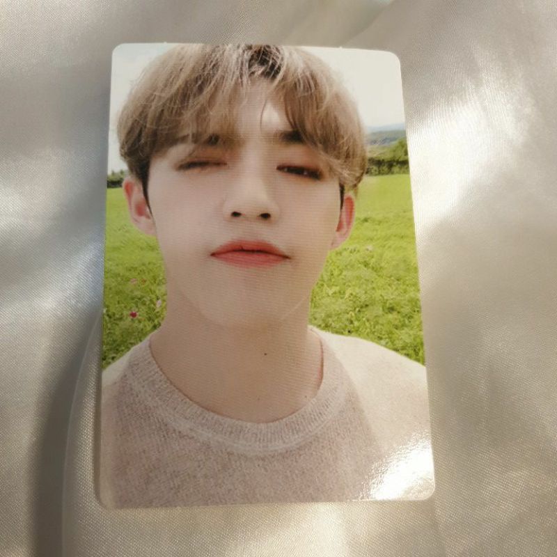 Jual SEVENTEEN Scoups An Ode Hope photocard and circle sticker (beret ...