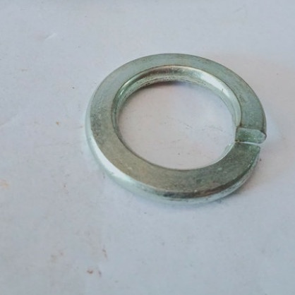 Jual (10 PCS) RING VER M4 PUTIH RING 4MM GALVANIS SPRING WAHSER M4 ...