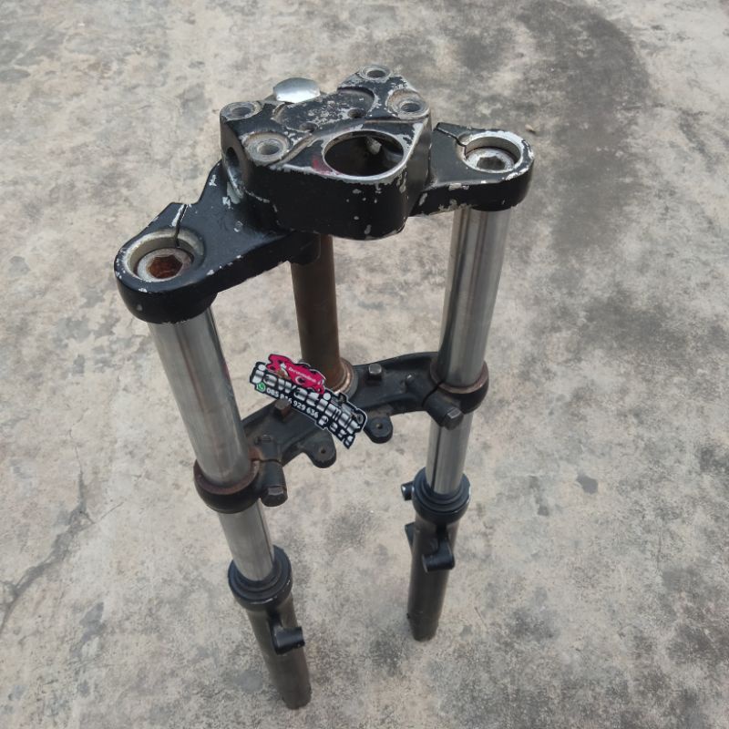 Jual SHOCK SHOK DEPAN BAJAJ PULSAR P200 DTSI AS 33 ORIGINAL COPOTAN ...