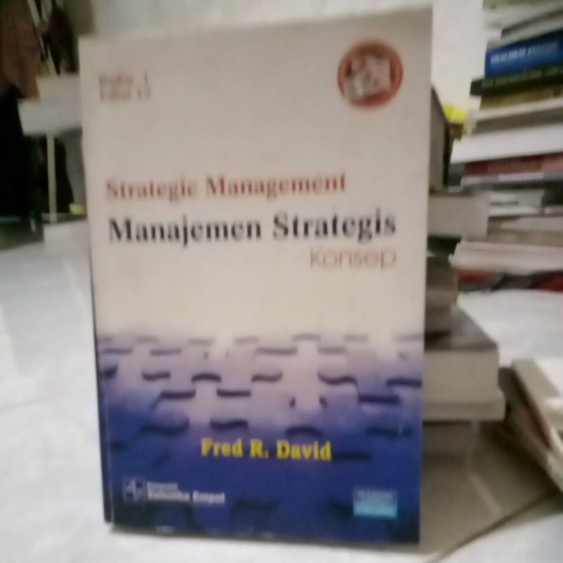 Jual strategic management manajemen strategi konsep Fred R David buku 1 edisi 12 | Shopee Indonesia