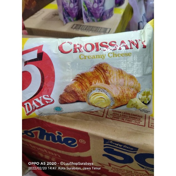 Jual 5Days Croissant Creamy Chocolate Roti Croisant Croisan 60gr ...