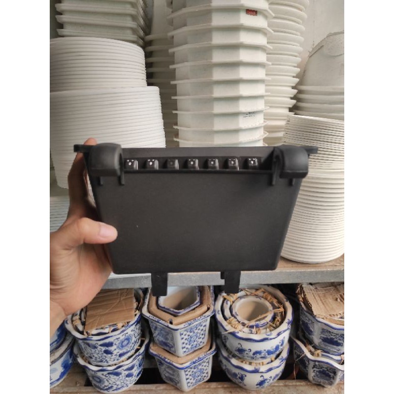Jual Pot Argo Hitam / Pot Tempel Argo 01 / Pot Dinding / Pot Tempel ...