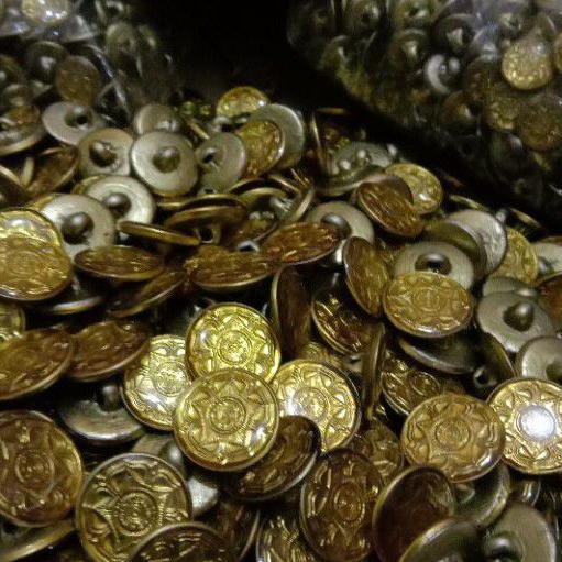 Jual Kancing jas almamater ugm yogyakarta | Shopee Indonesia