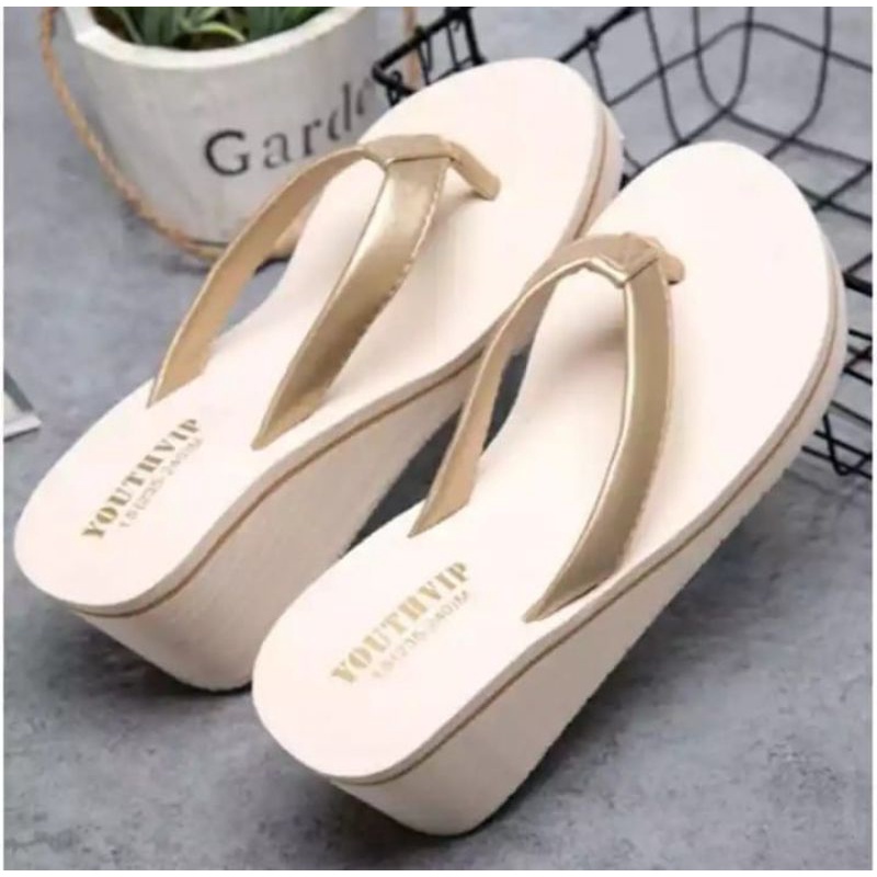 Jual wedges Aurel terbaru kekinian banget hak t30 | Shopee Indonesia