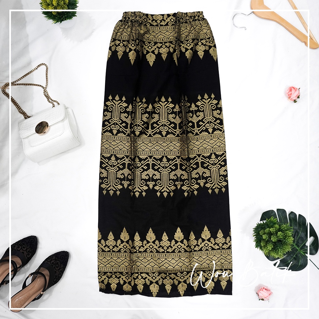 Jual BATIK COUPLE TERMURAH - Koleksi Rok Batik Couple Bawahan Kebaya Modern Wanita Motif Lengkap ...