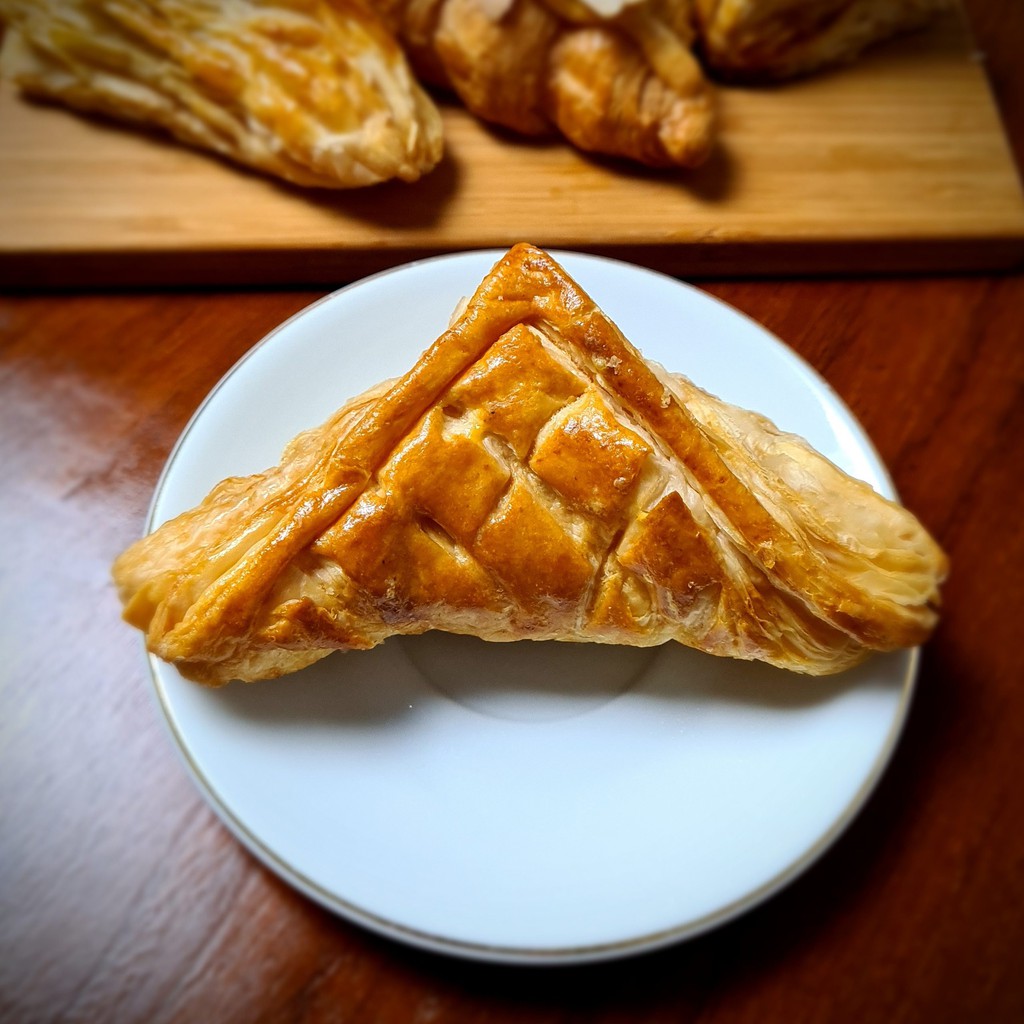 Jual Aneka Croissants & Pastries pilih Variants - MISOL Pastry & Bakery ...